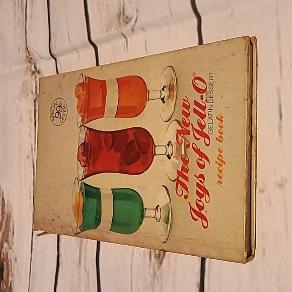 Jell-O | Kitchen | Vintage 98s Jello Recipe Book | Poshmark